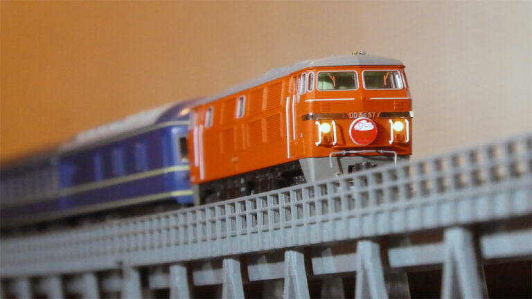 DD54が牽く20系寝台特急「出雲」 | Try Widely