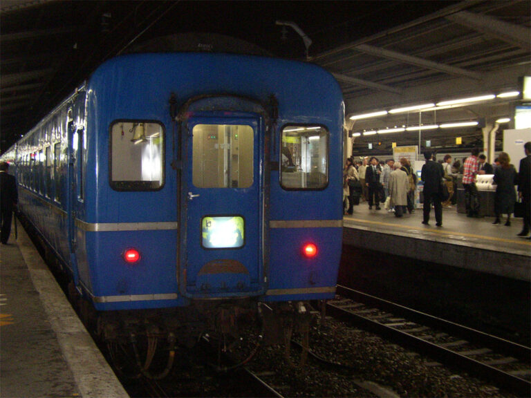 583系 寝台特急「なは」 | Try Widely